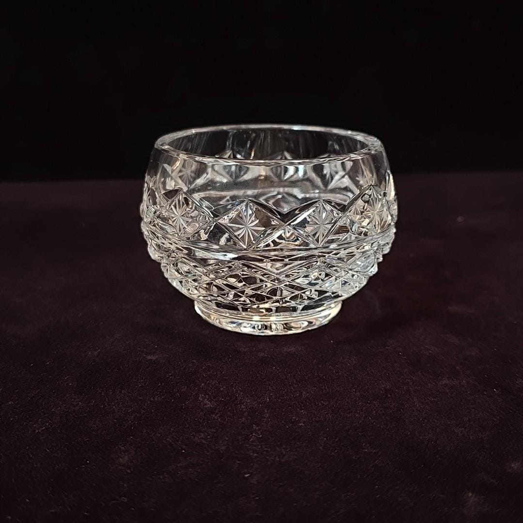 Stunning Vintage Crystal Bowl - Tiny Chip on Bottom - Etsy