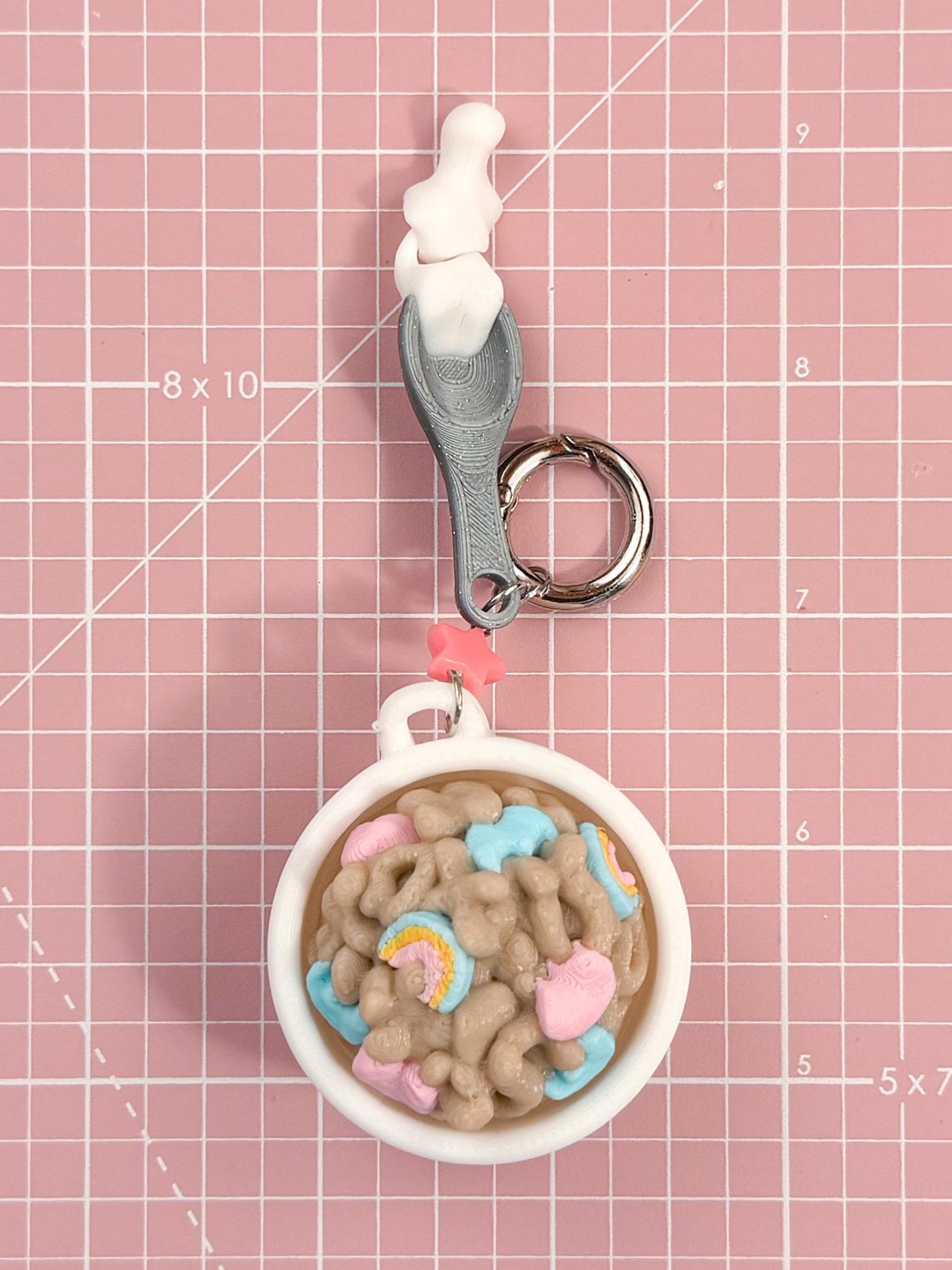 Chaveiro FIDGET CLICKER do cereal Lucky Charm para alívio da ansiedade ...