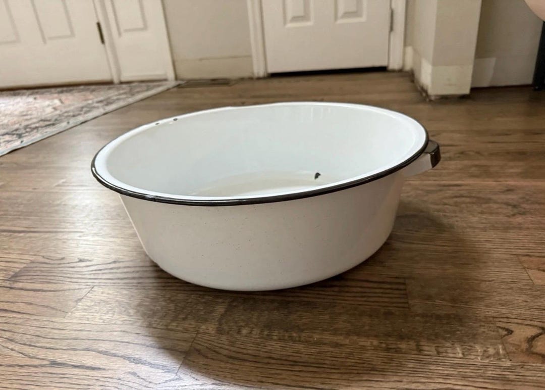 Vintage White Enamel Basin, Black Rim, Farmhouse Garden Decor - Etsy