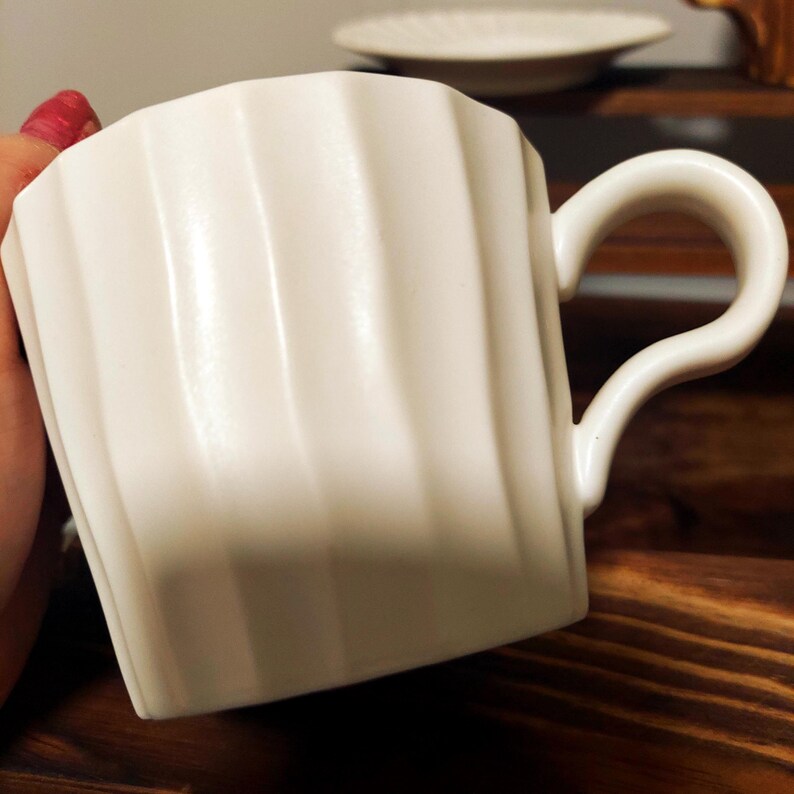 Retro Vintage Fluted Embossed Mug With Saucer, Matte Wood-grain Finish ...