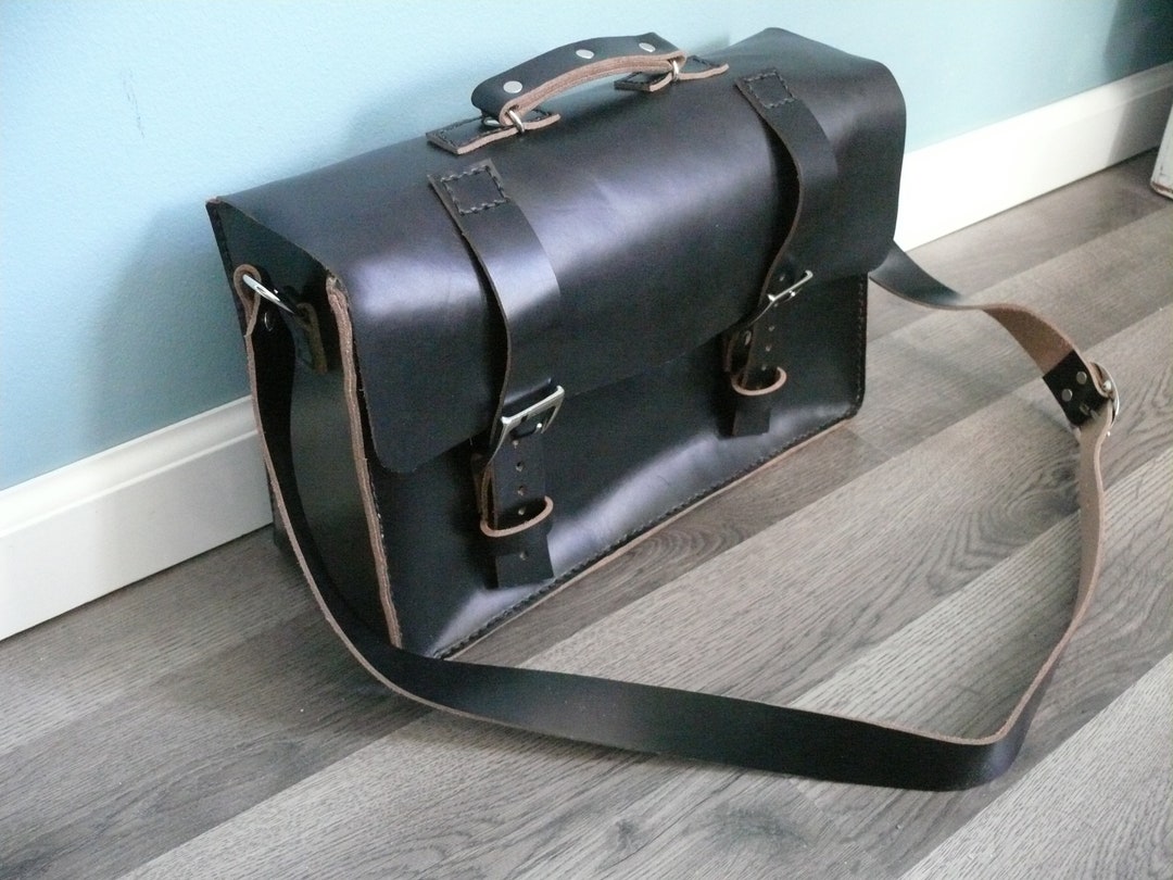 Handmade Horween Chromexcel Leather Messenger Bag: Laptop Case - Etsy