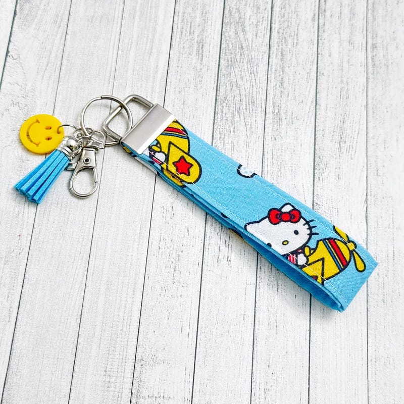 Hello Kittys Key Chain - Etsy