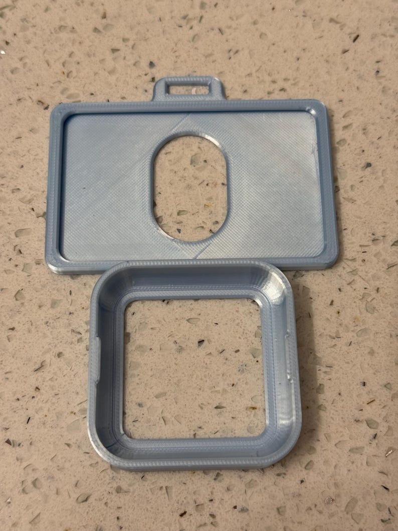 3D Printed Nurse Badge Holder – Kontakt.io Panic Button Protector - Etsy