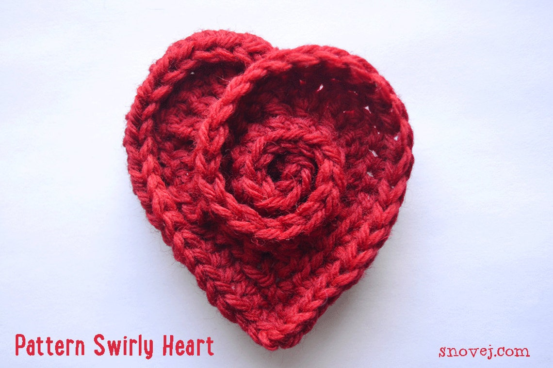 Pattern Crochet Swirly Heart Pin Brooch US & UK Terminology - Etsy