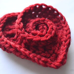 Pattern Crochet Swirly Heart Pin Brooch US & UK Terminology - Etsy