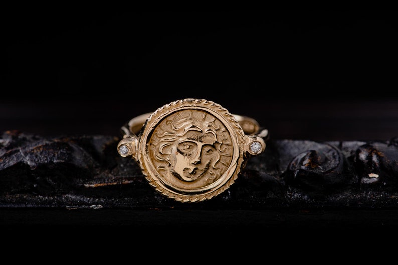 Gold Medusa Ring-14k Solid Gold Medusa Head Ring-mythology - Etsy