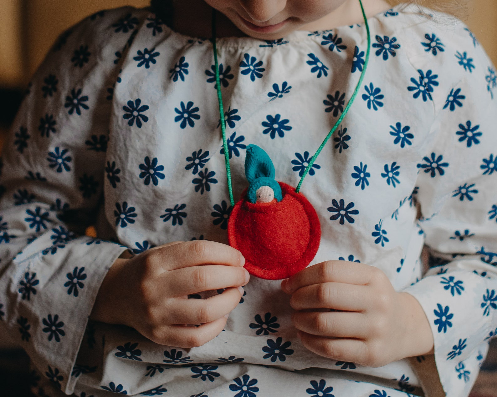 Apple Children's Necklace // Waldorf Toy // Apple Doll // - Etsy