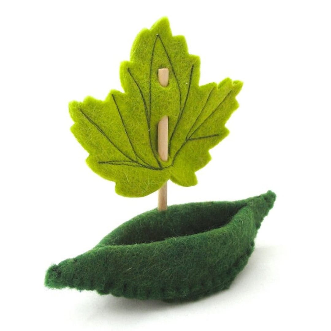 Toy Boat With a Leaf Sail, Wool Felt Canoe, Waldorf Toy - Etsy
