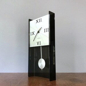 Swanky Vintage 70's Seth Thomas Smoky Lucite Plastic Acrylic Pendulum ...