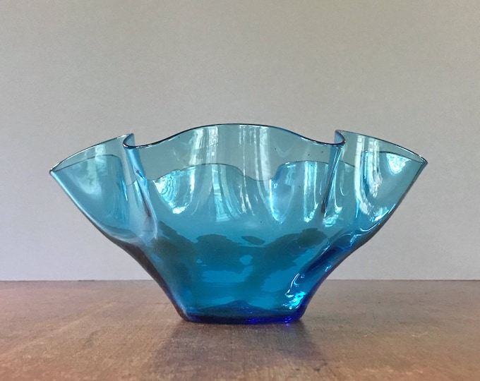Mid Century Blenko Ruffled Bowl / Vase Blue / Aqua 1951 - Etsy