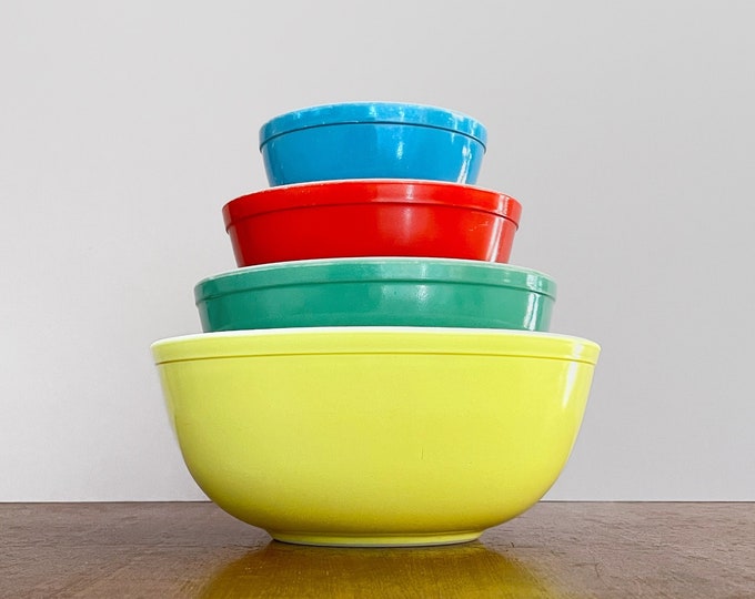 Mid Century Vintage Pyrex Glass Primary Colors Bowl Set of Four ...