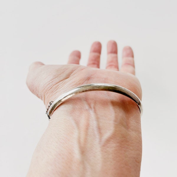 Latch Bracelet - Etsy