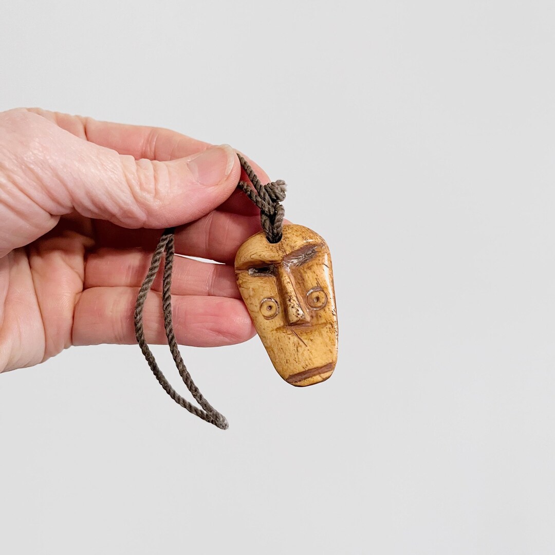 Small Vintage Hand Carved Folk Art African Bone Face / Mask Pendant ...