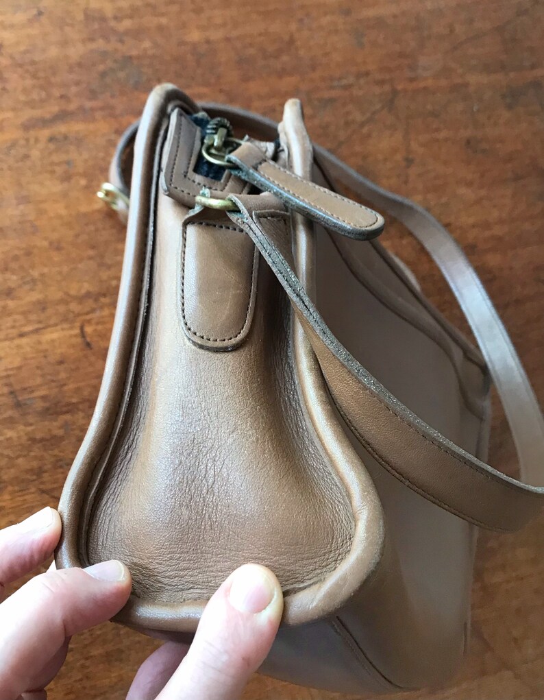 Vintage 80's 90's Coach Putty Tan Leather Cross Body - Etsy