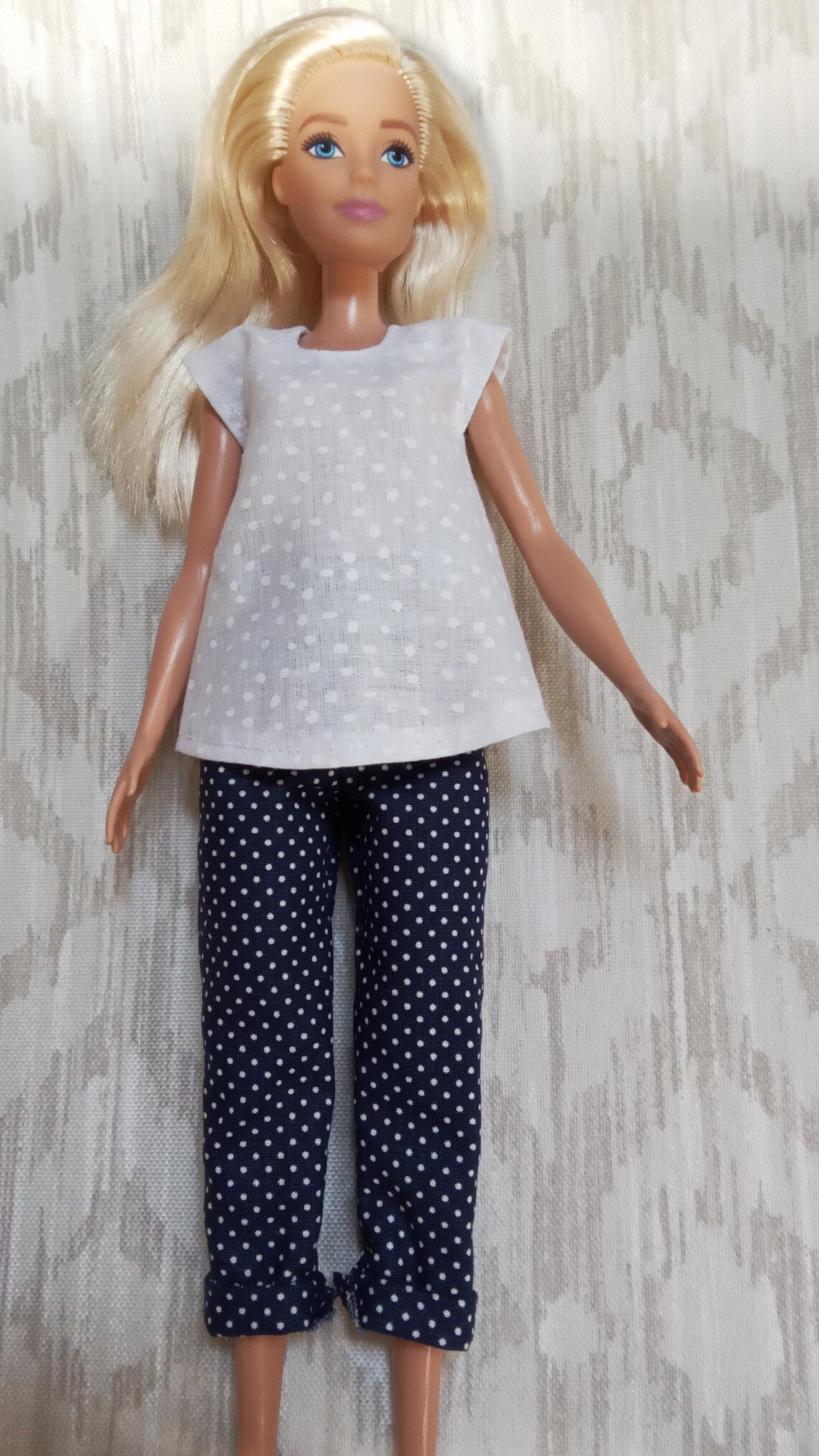 Capris and Blouse for Barbie - Etsy