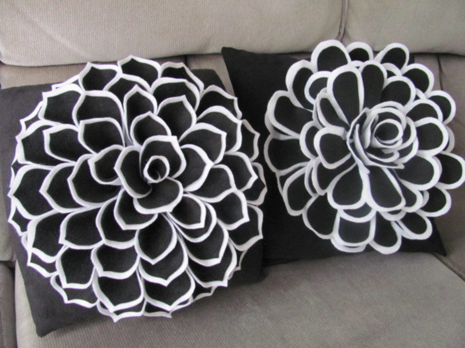 Felt Flower Pillow Pattern DAISY ROSE Felt Flower Throw Pillow Pattern ...