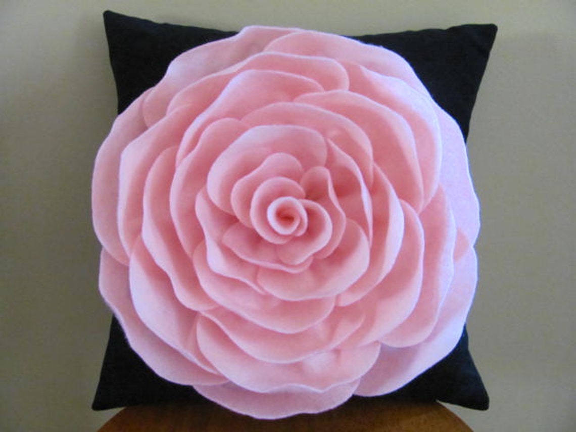 Suzannah Rose Flower Pillow Pattern Felt Rose Pattern Felt Flower ...