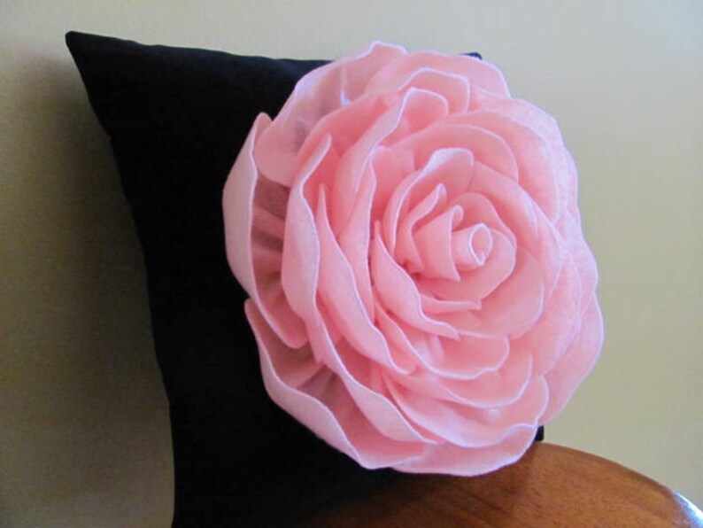 Suzannah Rose Flower Pillow Pattern Felt Rose Pattern Felt Flower ...