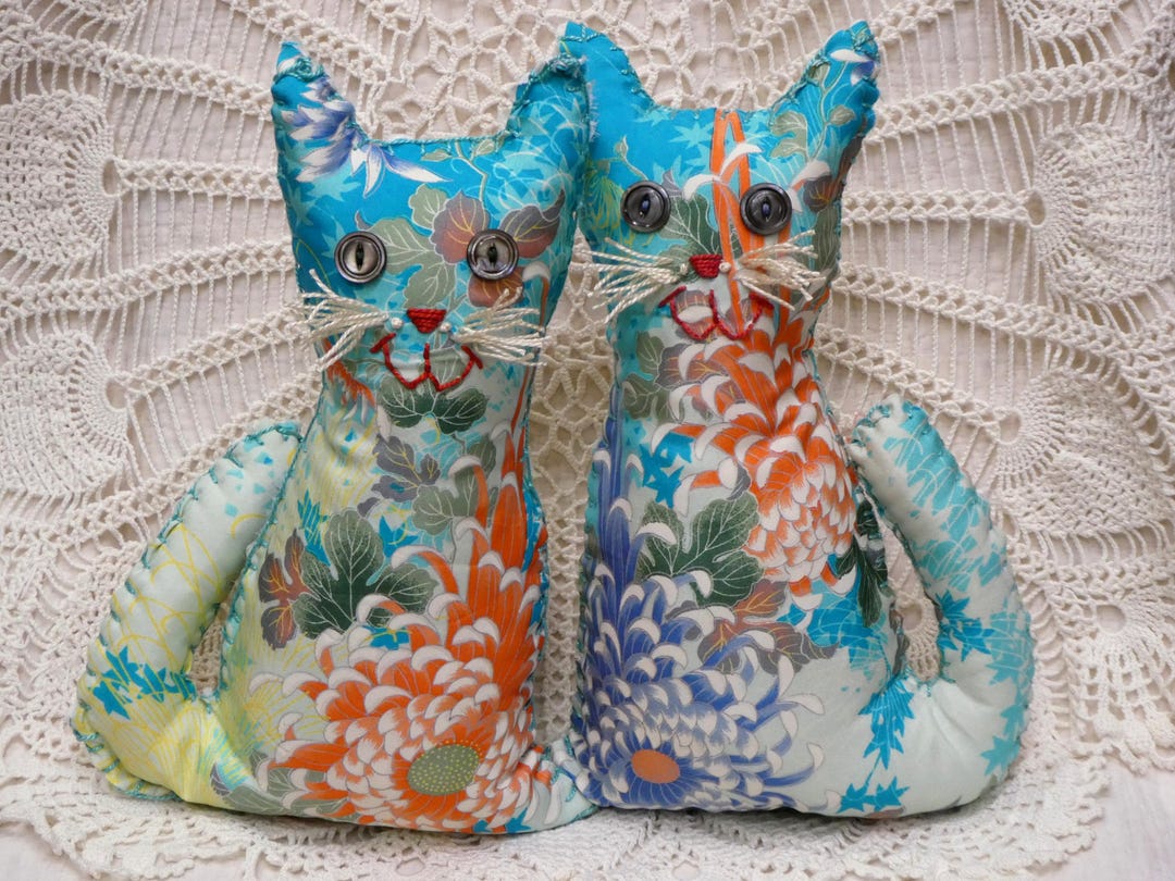 Vintage Fabric Cat, Hayashi Silk Kimono Cat Pillow, Handmade Primitive ...