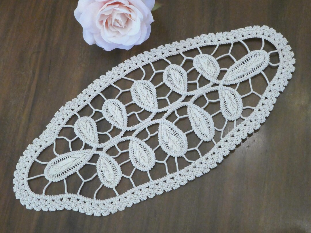 Vintage Romanian Point Lace Handmade 11"x5.25", Romanian Lace Crochet ...