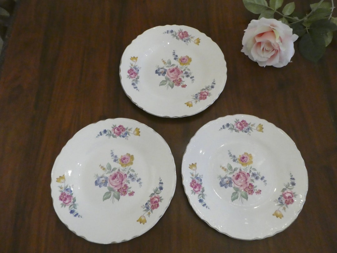 3 Dinner Plates Scio Hazel Large CENTER Decal Good Condition 9.25 ...