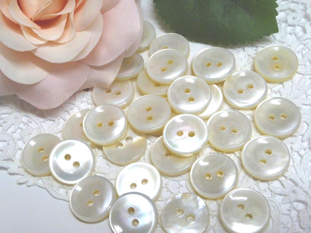 Vintage Mother of Pearl Buttons: Creamy White Concave Shell, 14mm (set ...