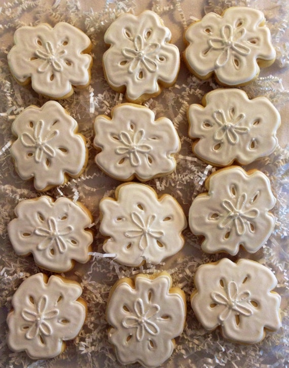 Sand Dollar Decorated Cookies