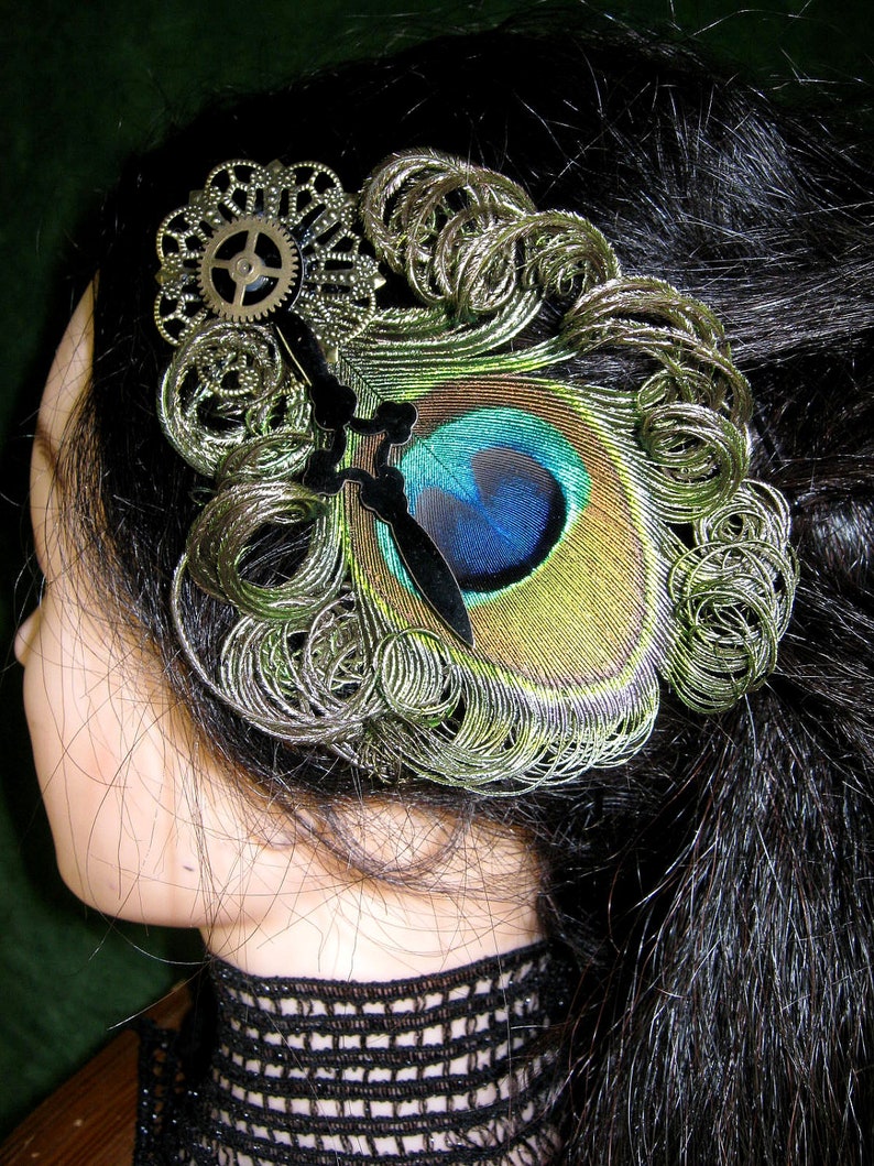 STEAMPUNK PEACOCK Feather & Vintage Gears - Etsy
