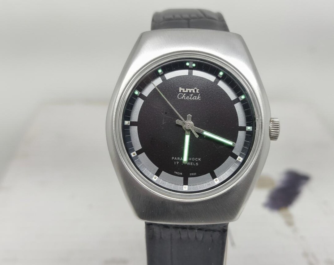 HMT Chetak Mechanical Hand-winding Men's Wristwatch With a Black Dial ...