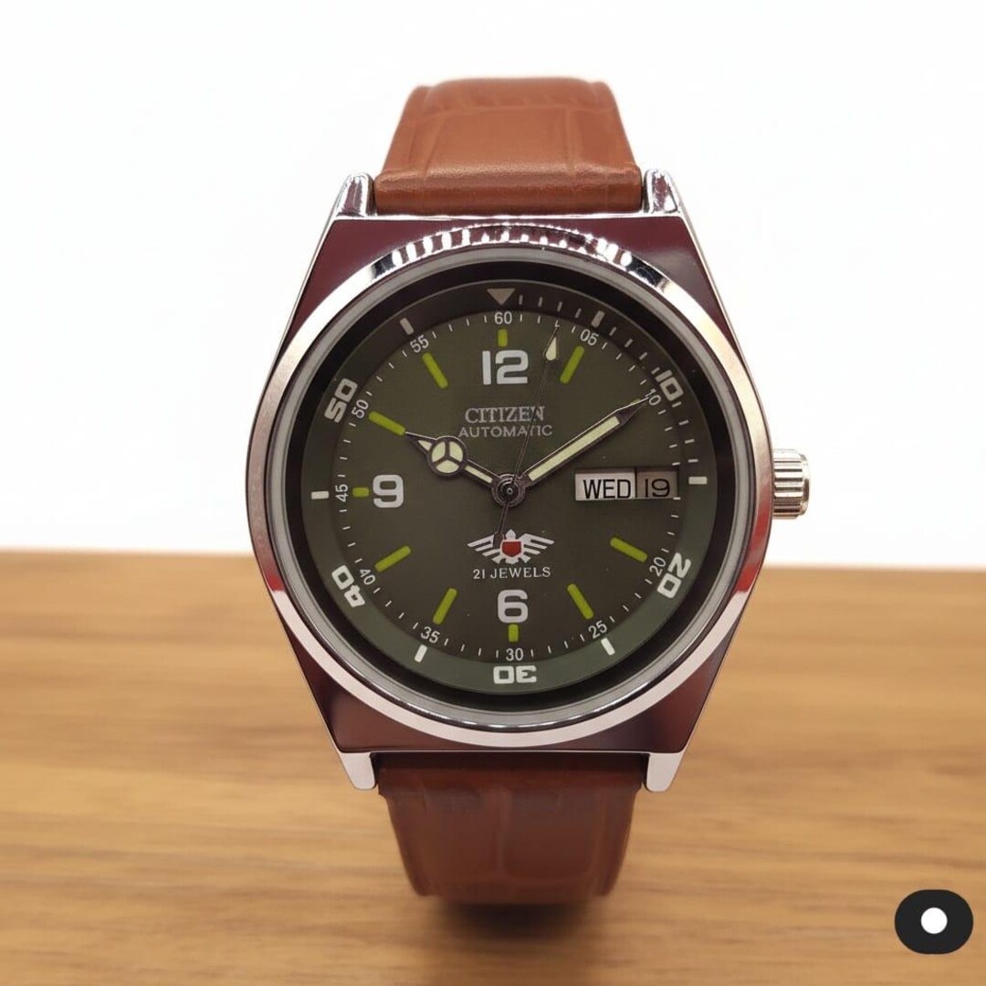 Citizen 8200A Automatic Men's Watch: Green Dial, Day Date, Faux Leather ...