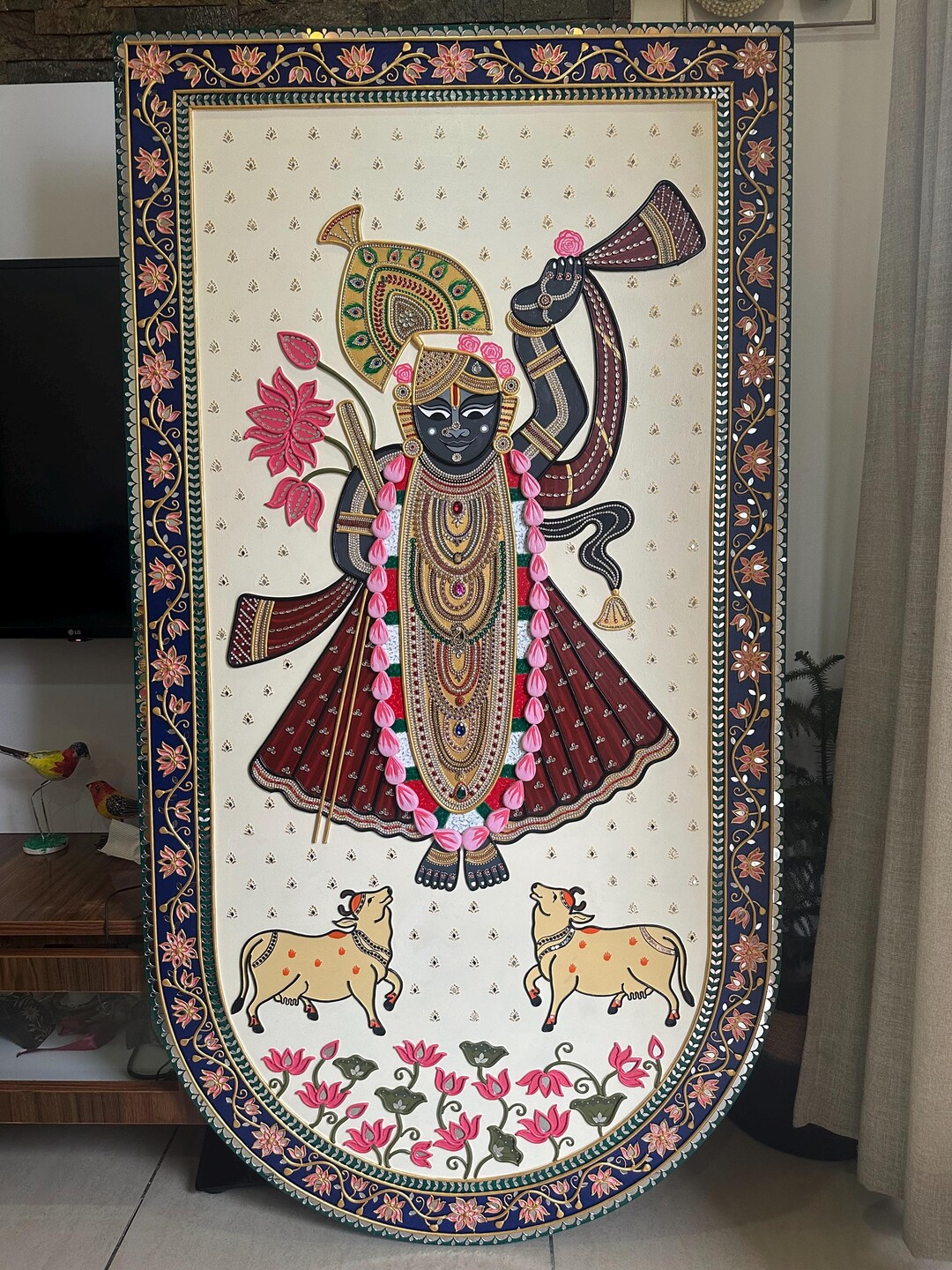 Shrinathji Tilak Shape Statement Lippan Artwork by Mudndmirrors ...