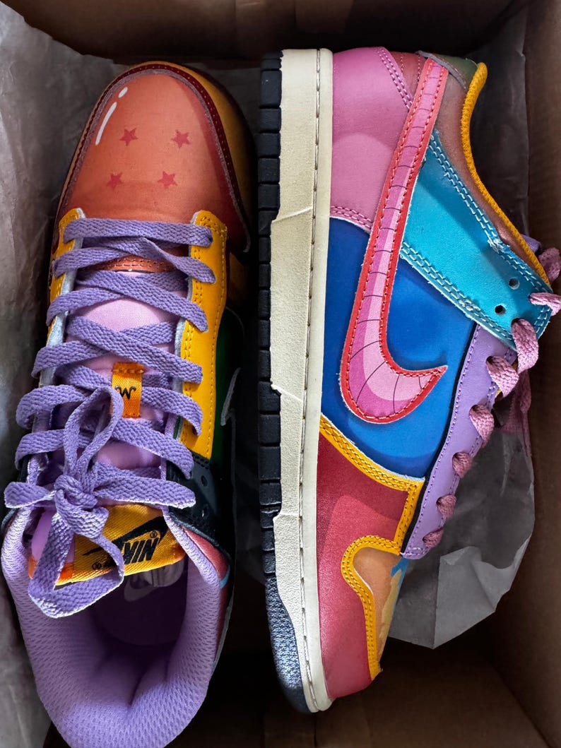 Custom Painted Nike Dunk DBZ - Etsy