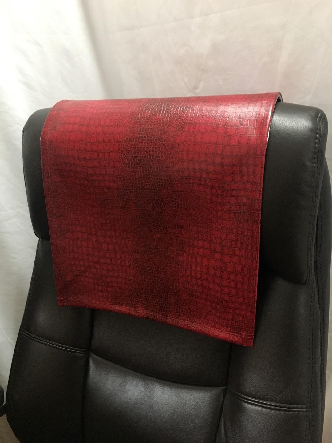 Red Alligator Faux Leather Vinyl Sofa, Loveseat Chaise Theater Seat ...