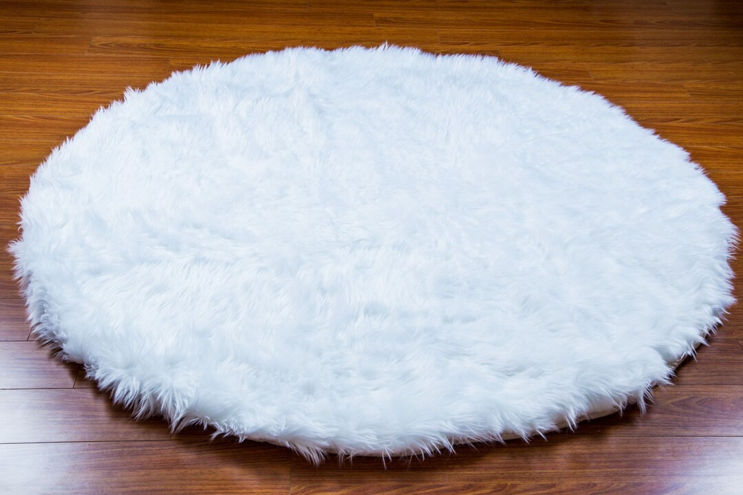 5' Diameter White Round Area Rug / Plush Faux Fur / Fake Shaggy ...