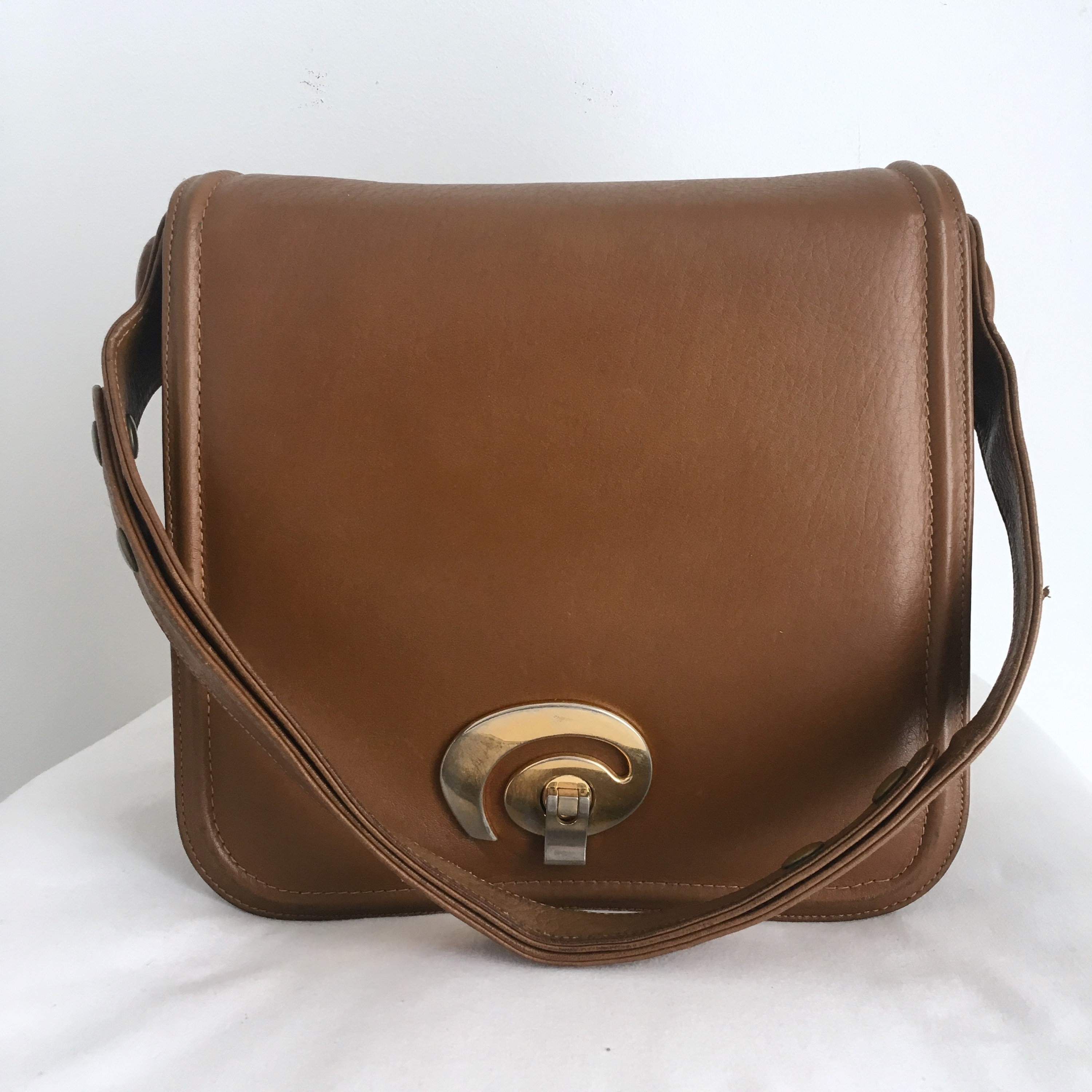1970's Zenith Hand Made Tan Leather Shoulder Bag - Etsy