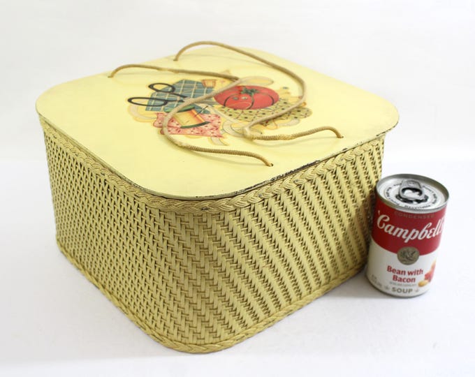 Princess Yellow Wicker Sewing Basket, 50s Era, Algonquin, IL - Etsy