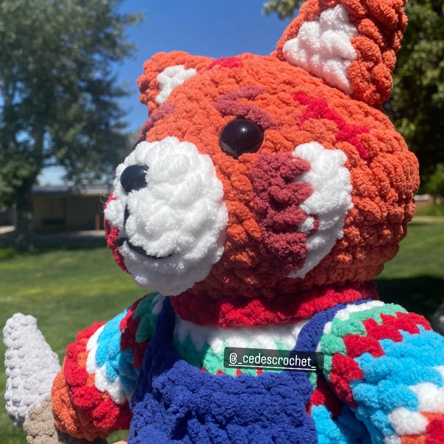 Modèle au crochet Chuck The Killer Panda roux /// Ceci est un modèle ...