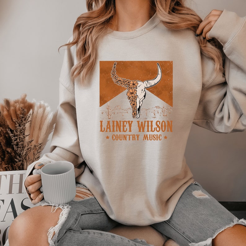 Lainey Wilson Sweatshirt, Country Music Sweatshirt, Concert Sweatshirt ...