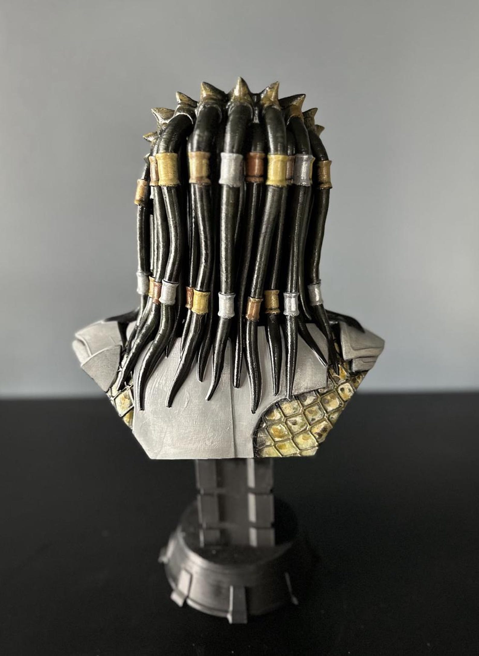 Predator Fan Art Bust – Hand Painted 3D Printed Statue | AVP Collector ...
