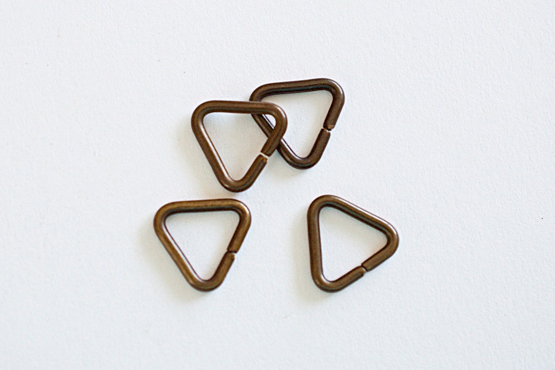 Triangle Jump Ring, Smooth, Antiqued Brass, Jewelry Findings, 14mm, 4 ...