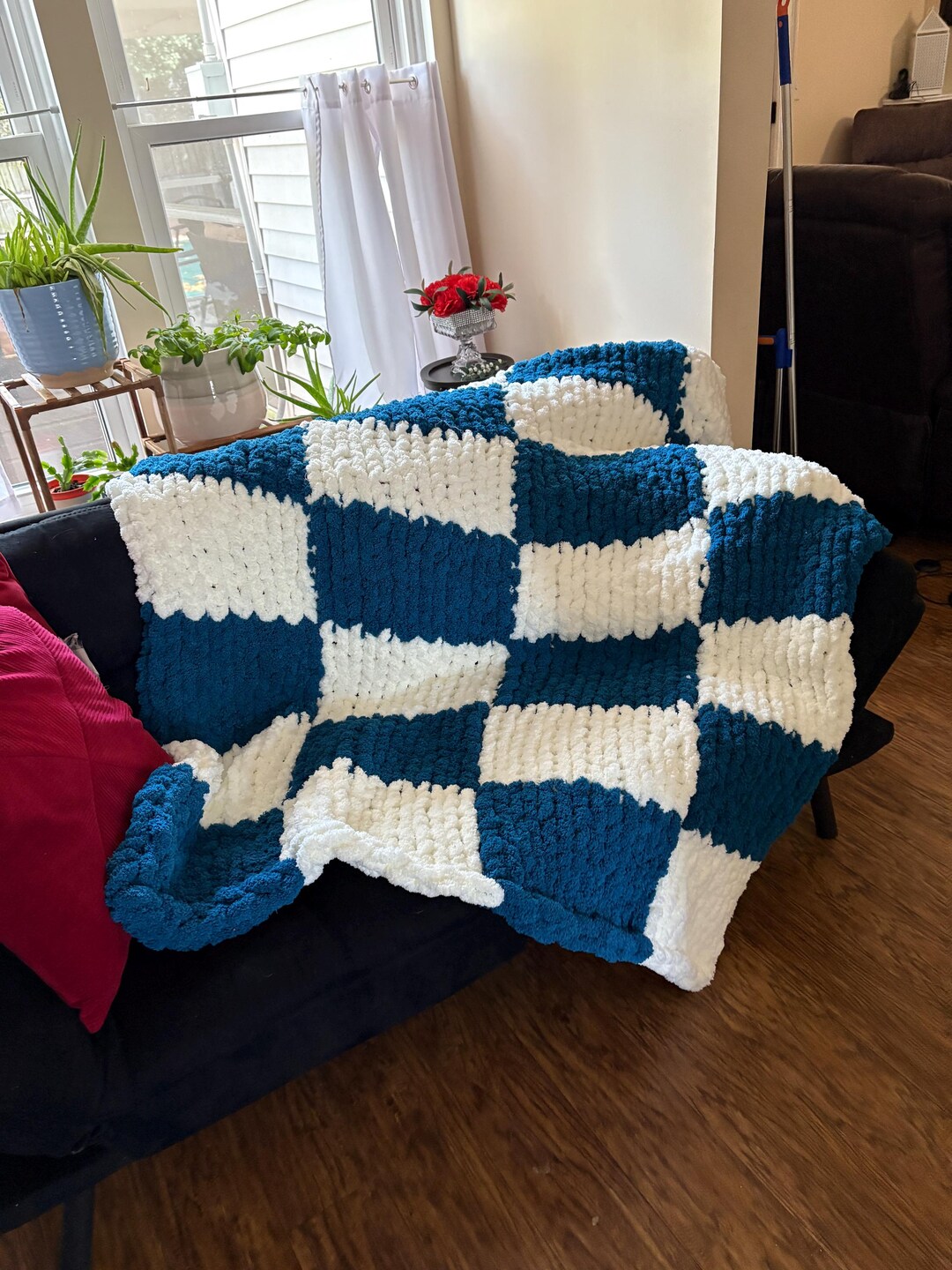 Custom Color Chunky Knit Checkerboard Throw – Handmade Just for You - Etsy
