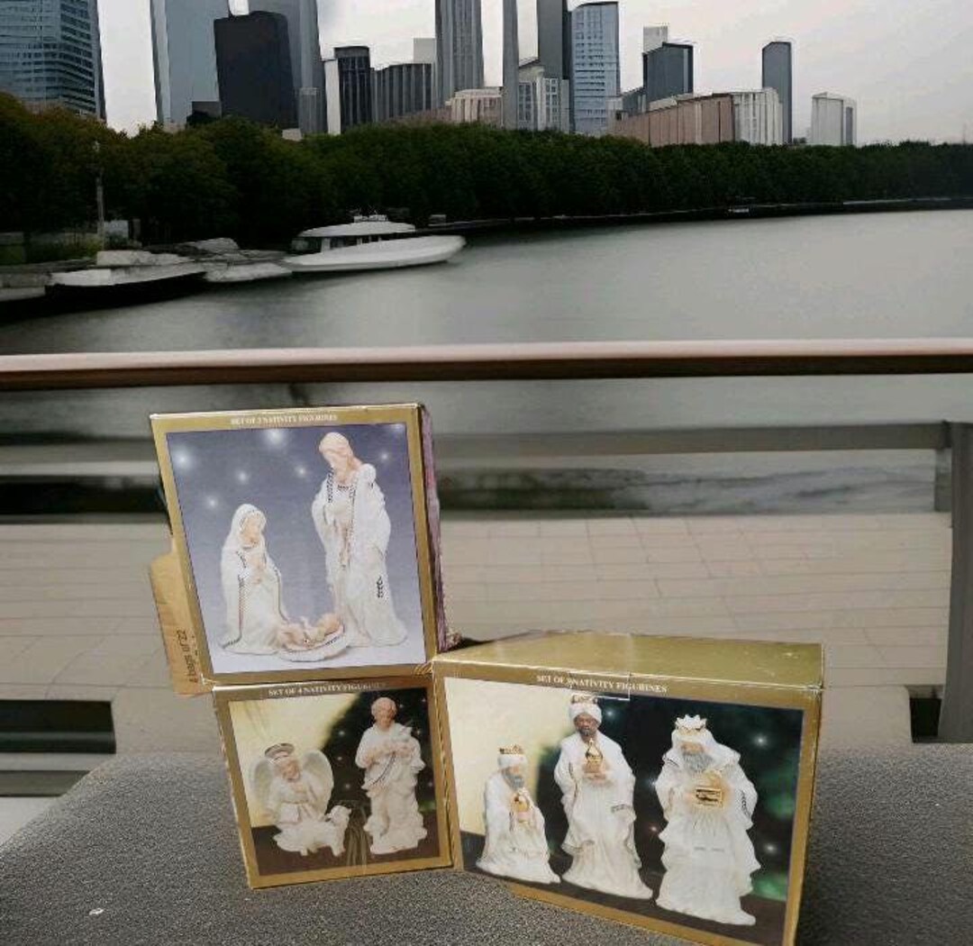Bon Ton Jade Porcelain Nativity Set, Gold Accent, 10 Piece, Original ...