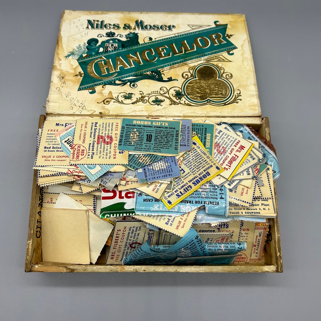 Chancellor Cigar Box With Vintage Coupons, Mrs Filberts, Puss N Boots ...