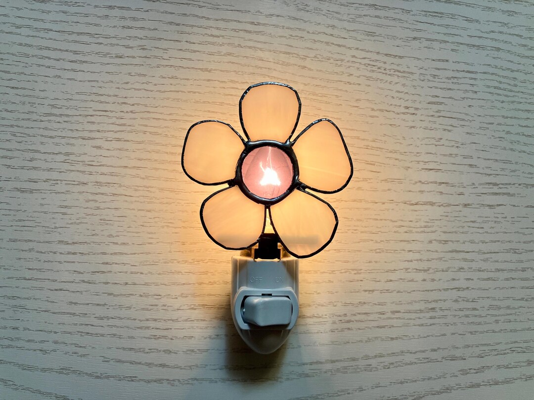 White and Purple Daisy Night Light - Etsy