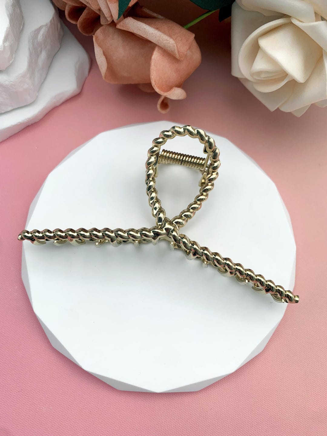 Gold Twisted Metal Hair Claw, Vintage Style Hair Clip - Etsy