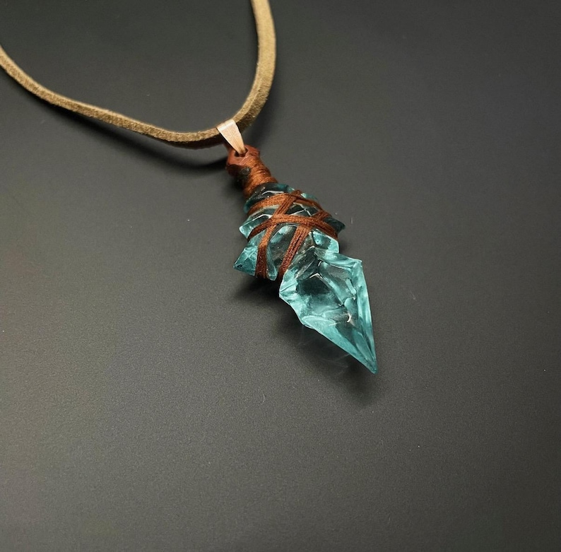 Colar com Pingente de Cristal de Final Fantasy XIV, Joia Personalizada ...