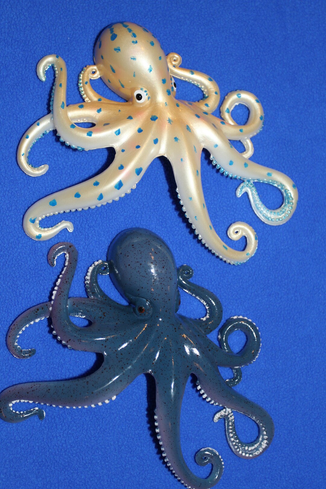 Colorful Octopus Wall Decor, Ocean Blue, Spotted White Free Ship O- 6,8 ...
