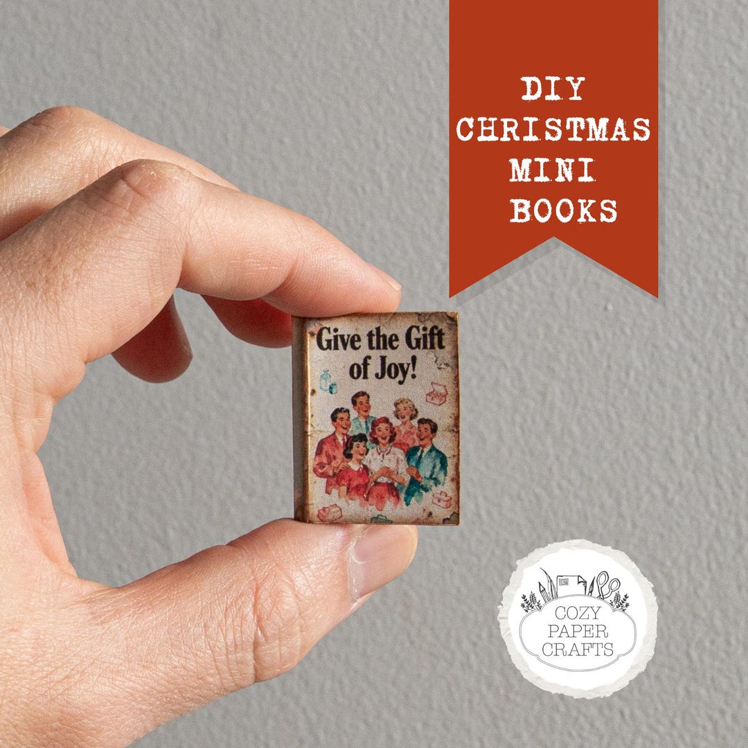 Vintage Christmas Mini Books Printable – DIY Junk Journal Miniature ...
