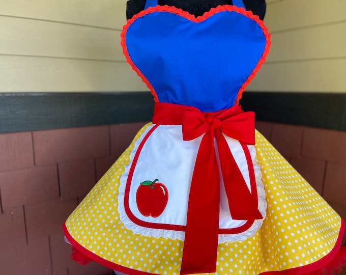 Snow White Apron Costume - Etsy