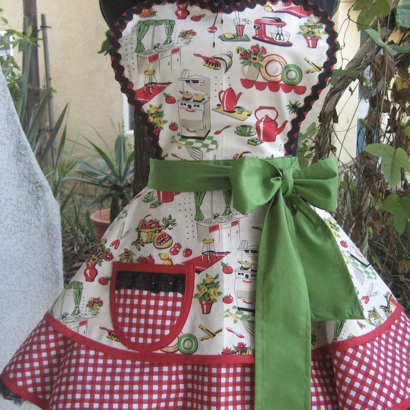 Retro Apron - Etsy